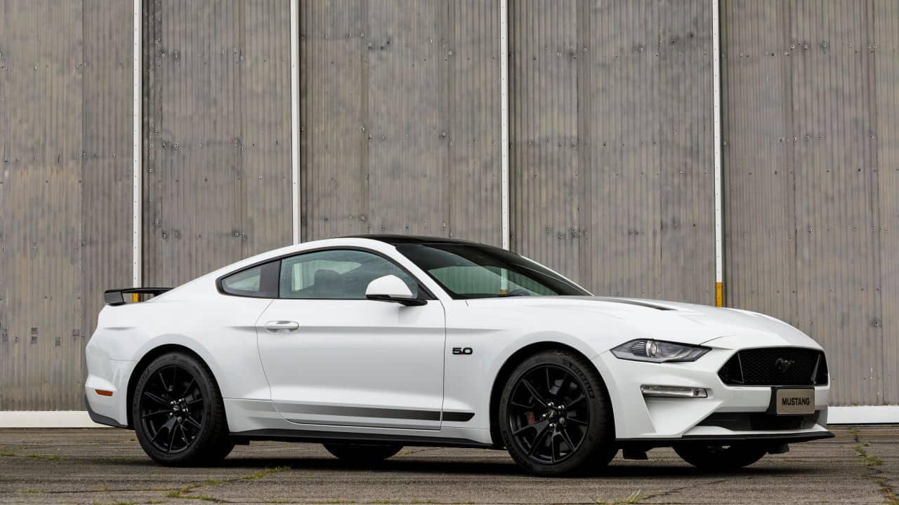 Ford Mustang Black Shadow tem visual de tirar o fôlego - Carro Arretado