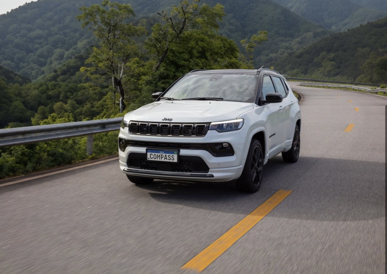 Jeep Compass do motorzão Blackhawk agora é flex - Carro Arretado